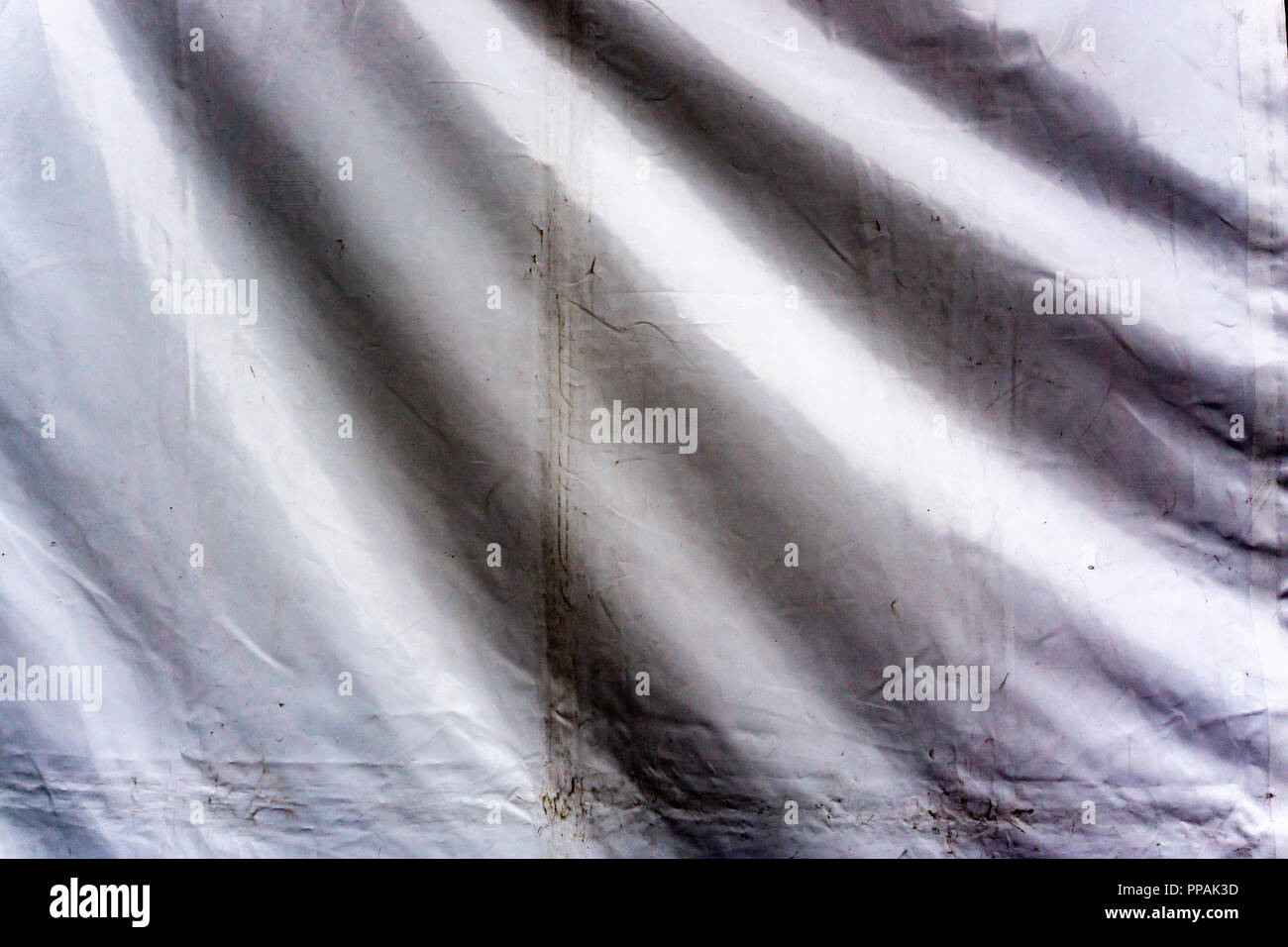 Waterproof tarpaulin hi-res stock photography and images - Alamy