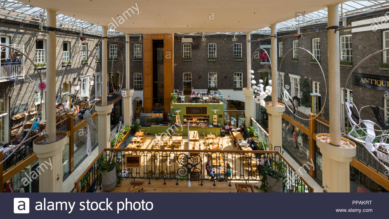 Shopping Centre Center Atrium High Resolution Stock Photography and ...