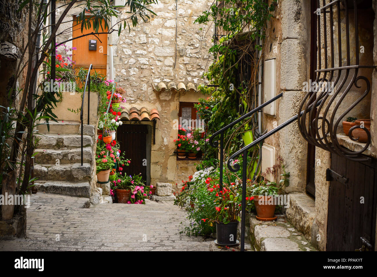 Southeastern france hi-res stock photography and images - Alamy