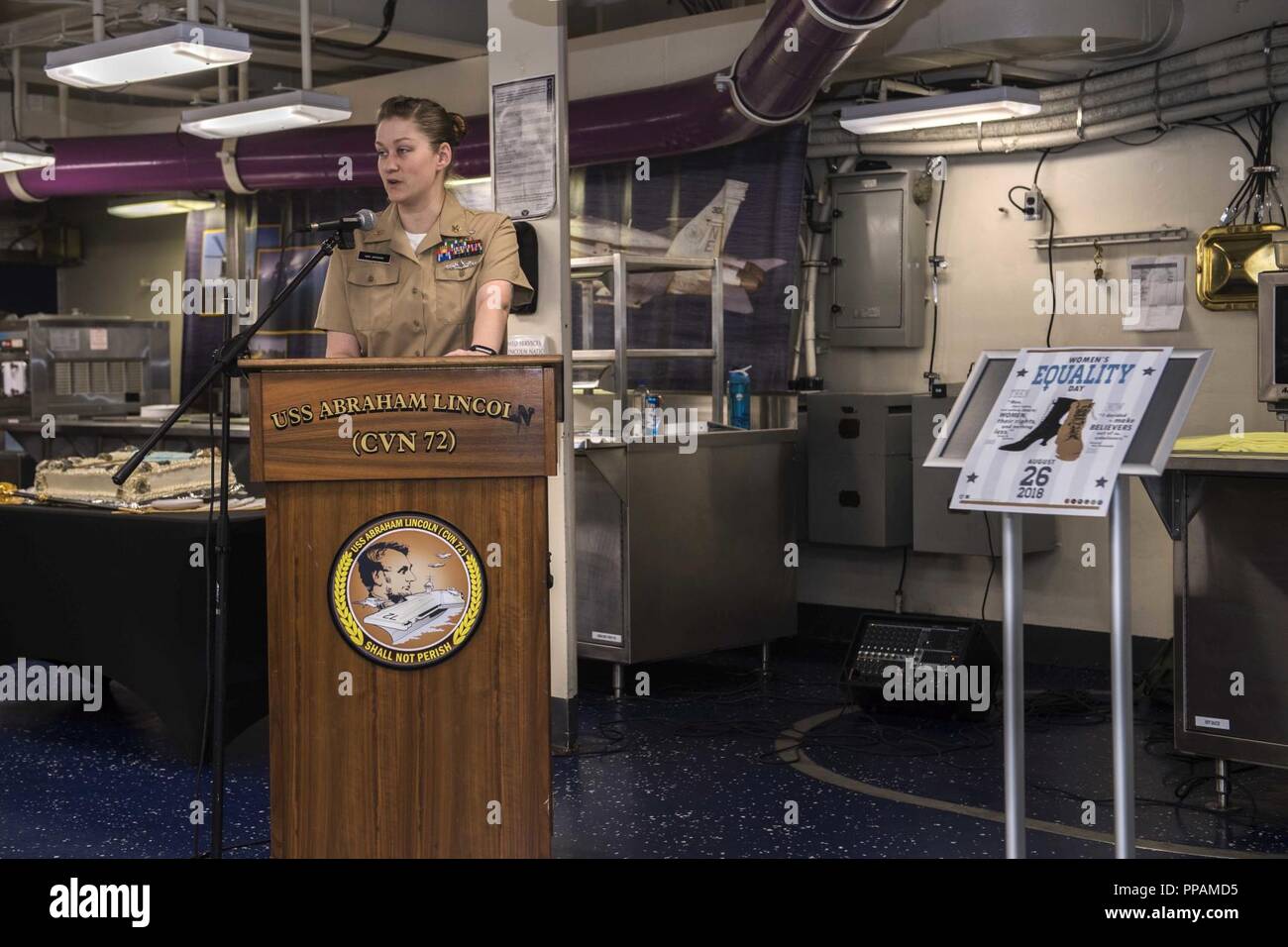 OCEAN (Aug. 29, 2018) Chief Aviation Ordnanceman Gretchen Jackson ...