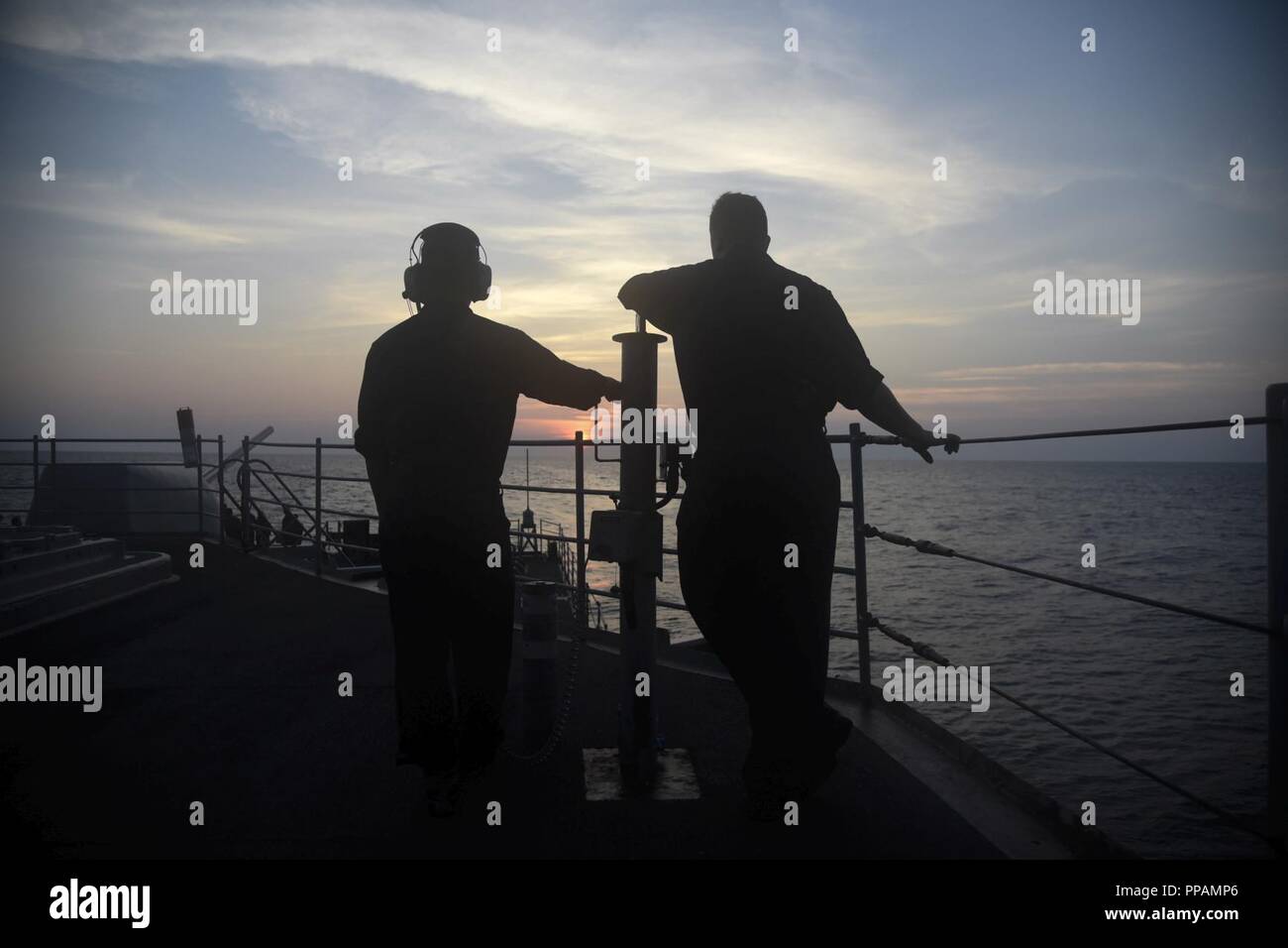 OCEAN. (Aug. 28, 2018) Seaman Andrew Thein, from Sewickley, Pa., right ...