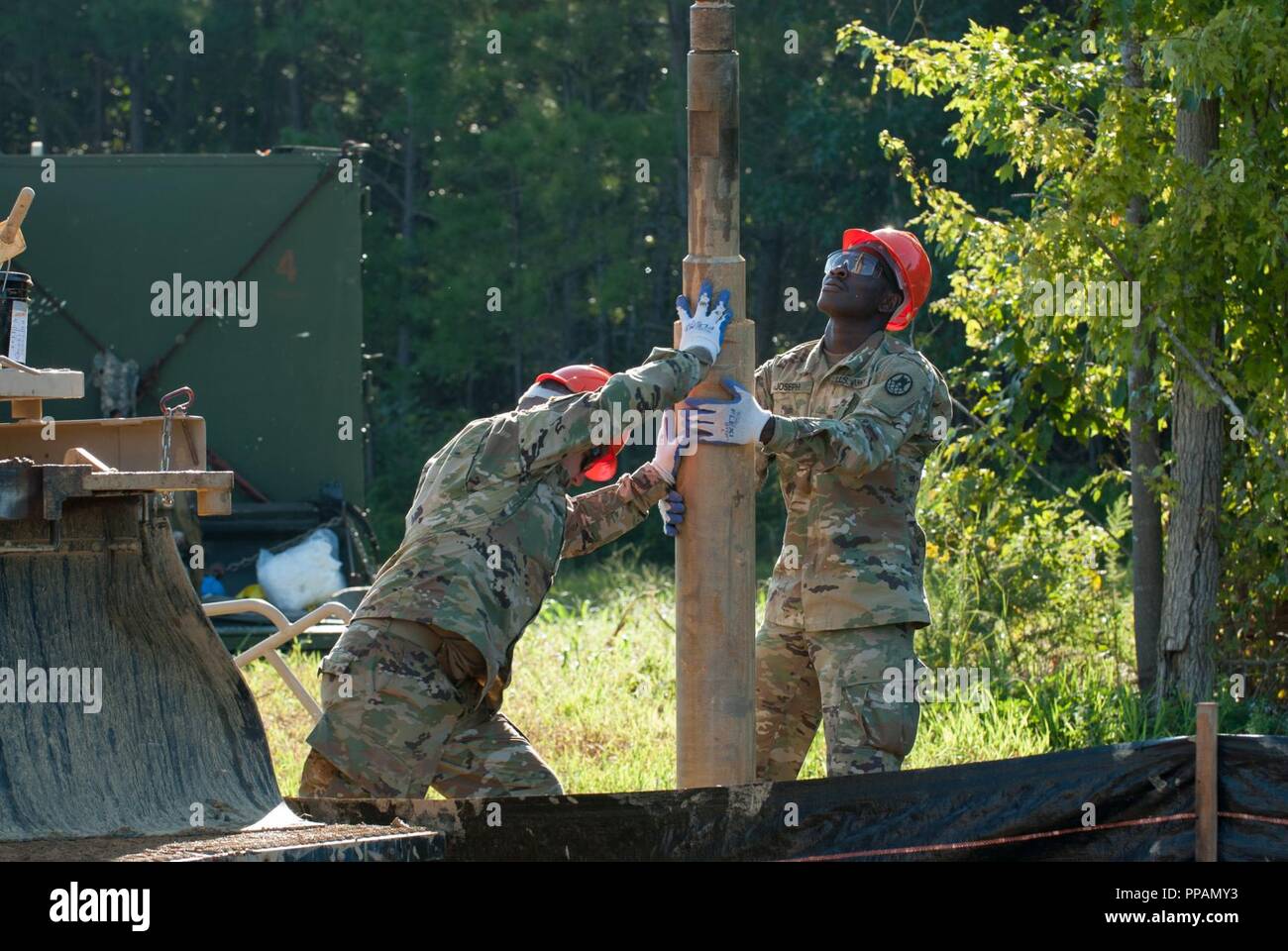 505th engineer battalion hi-res stock photography and images - Alamy