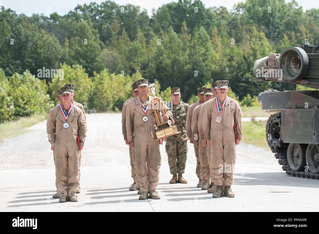 Tank battalions from the USMC battled it out on Fort Knox's Wilcox ...