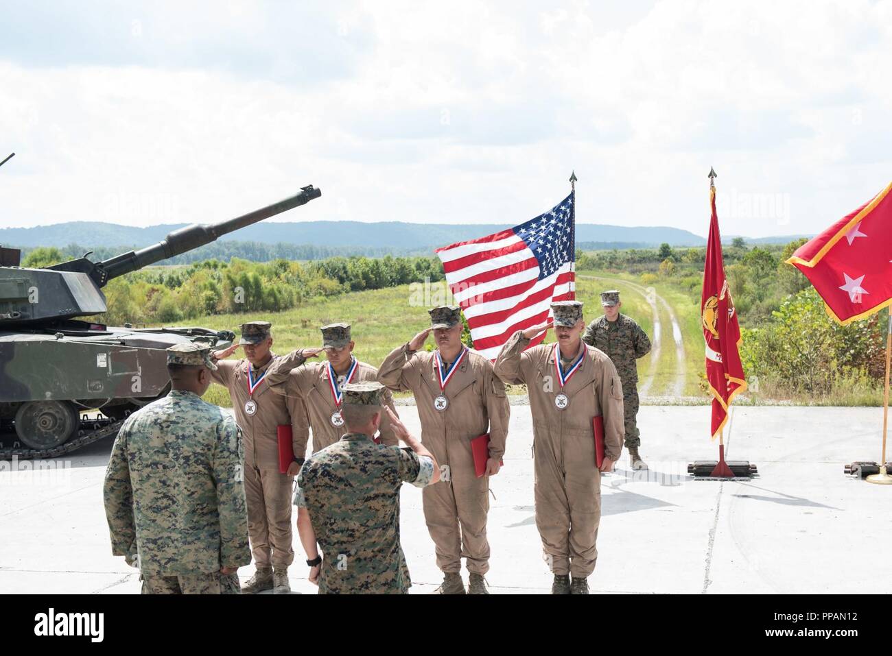 Tank battalions from the USMC battled it out on Fort Knox's Wilcox ...