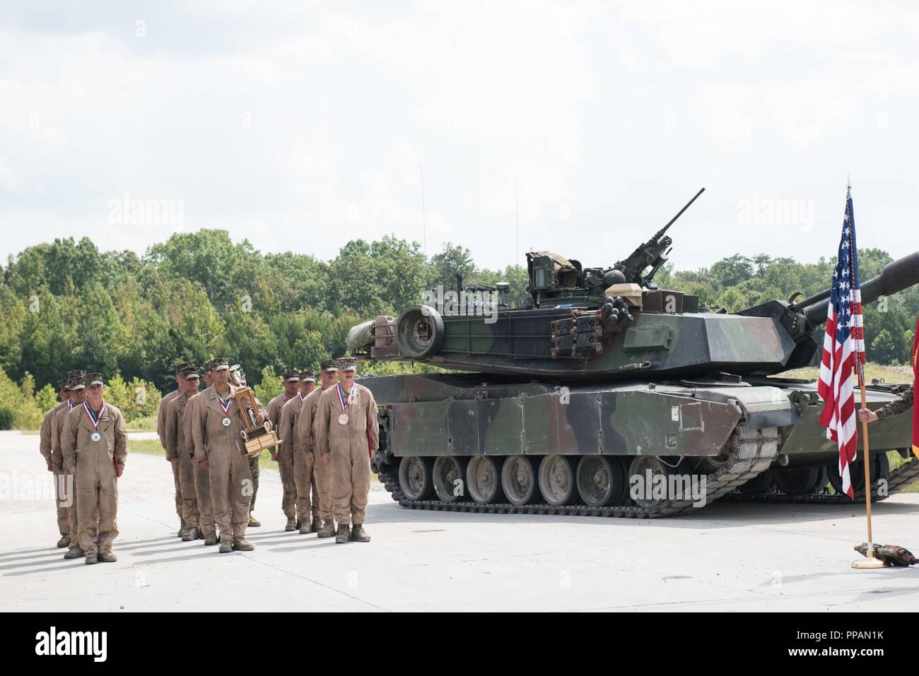 Tank battalions from the USMC battled it out on Fort Knox's Wilcox ...