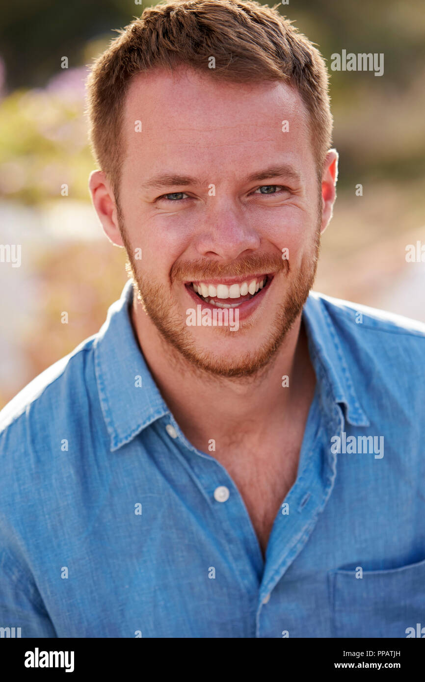 Portrait man on holiday hi-res stock photography and images - Alamy