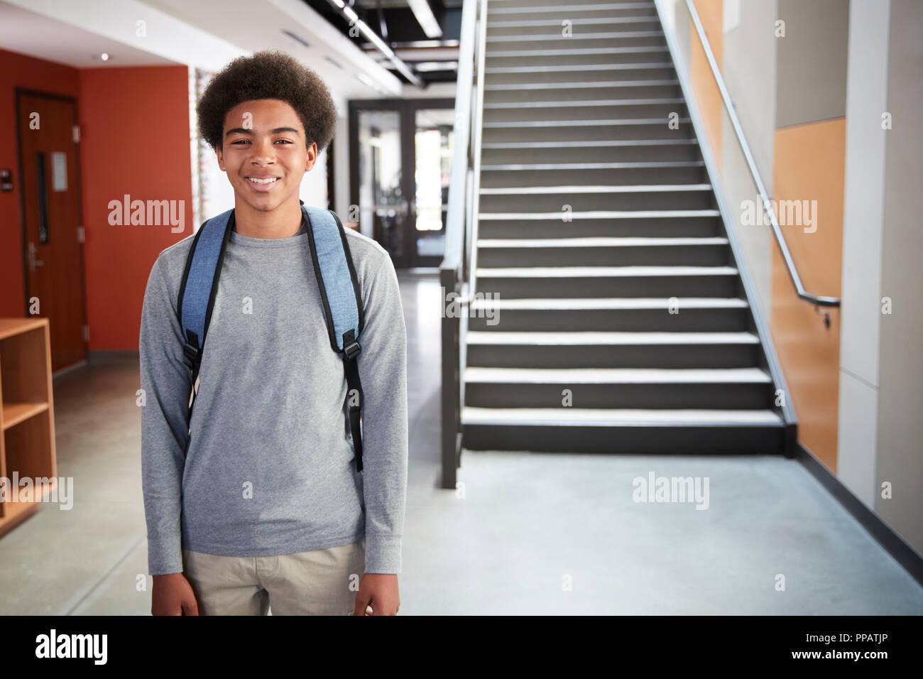 High school teen boy student hi-res stock photography and images - Alamy
