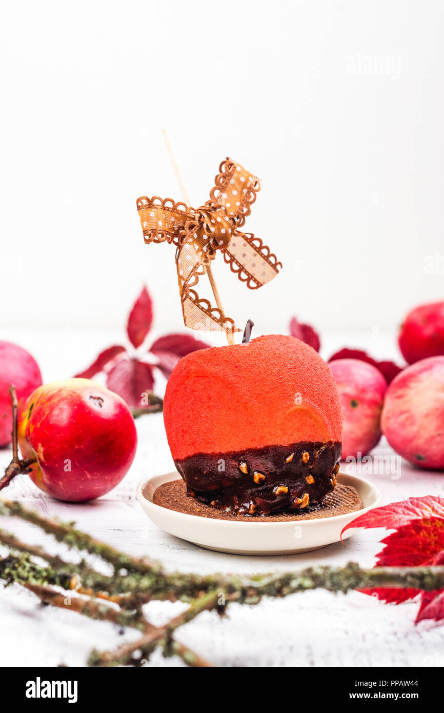 Halloween candy apple dessert Stock Photo - Alamy