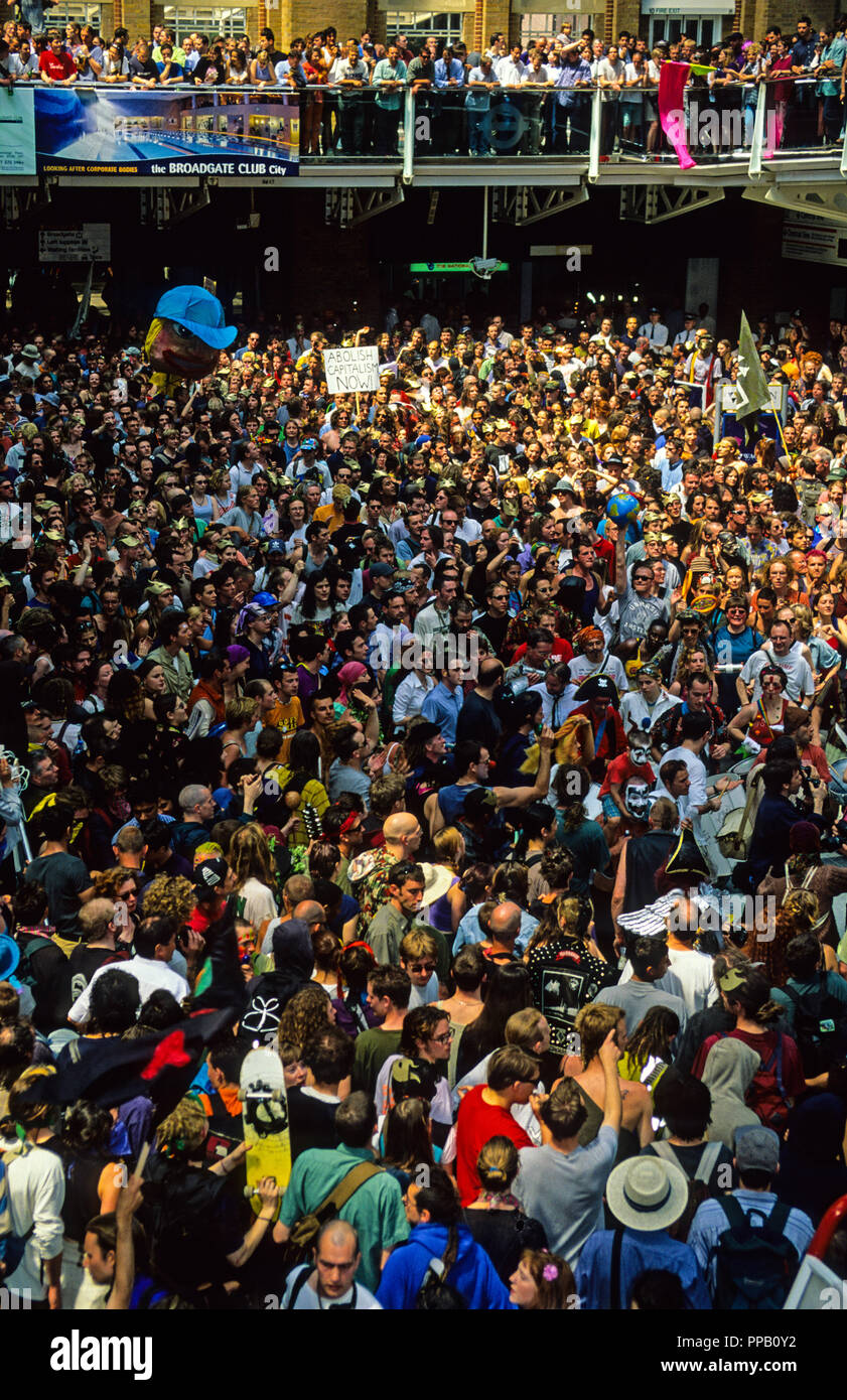 Occupation of Liverpool Street Station, Mass Drop the Debt Campaign ...