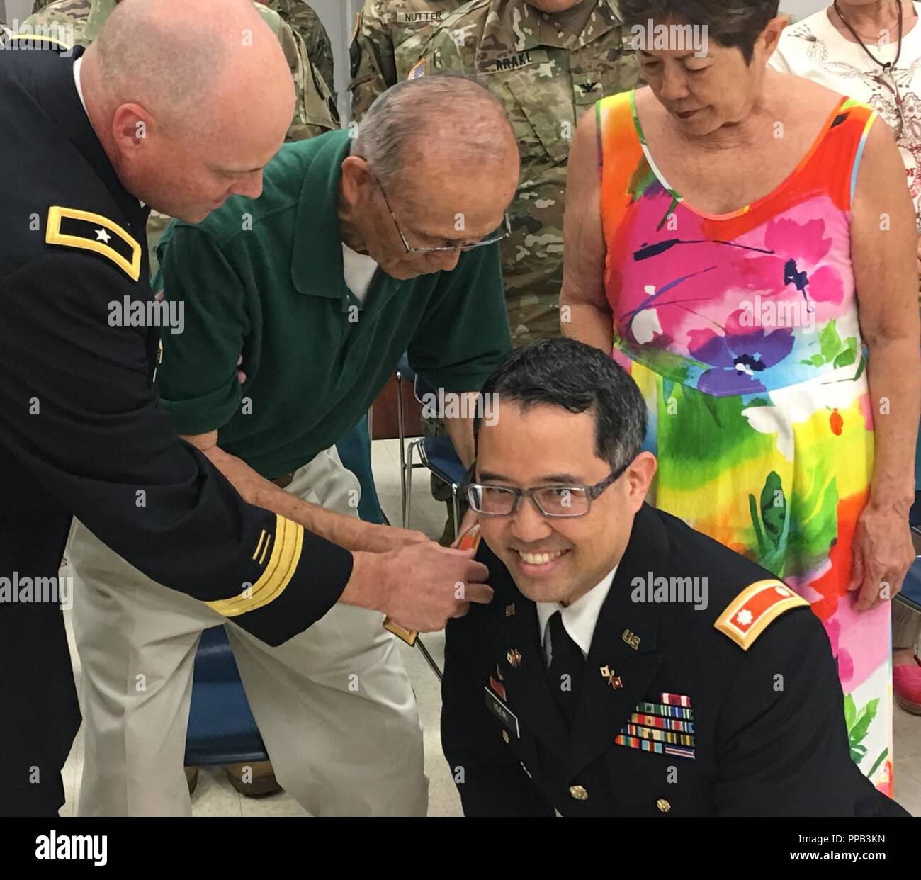 FORT SHAFTER FLATS, Hawaii – Col Chris Iseri has new shoulder boards ...