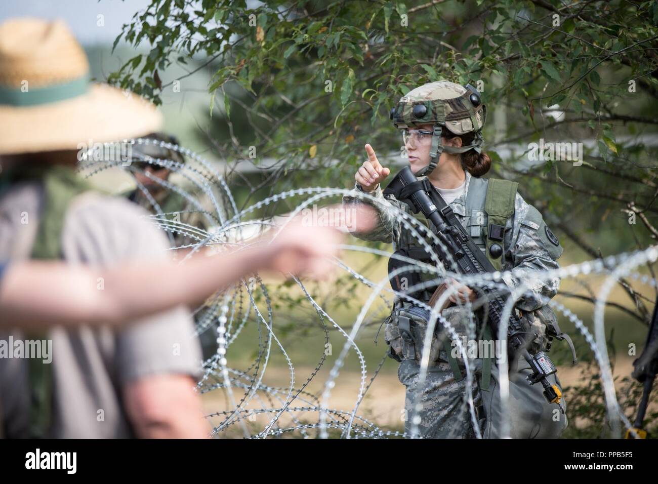 Angry mob usa hi-res stock photography and images - Alamy
