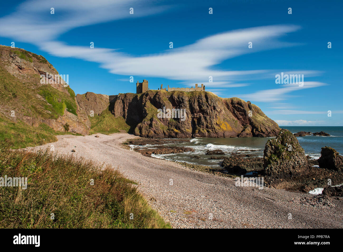 Impregnable castle hi-res stock photography and images - Alamy