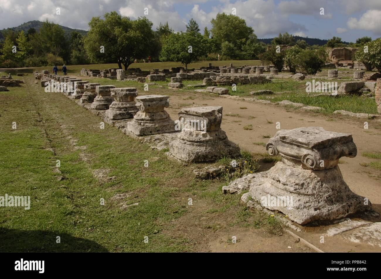 Greek Art. The Leonidaion. Lodging place for athletes taking part in ...