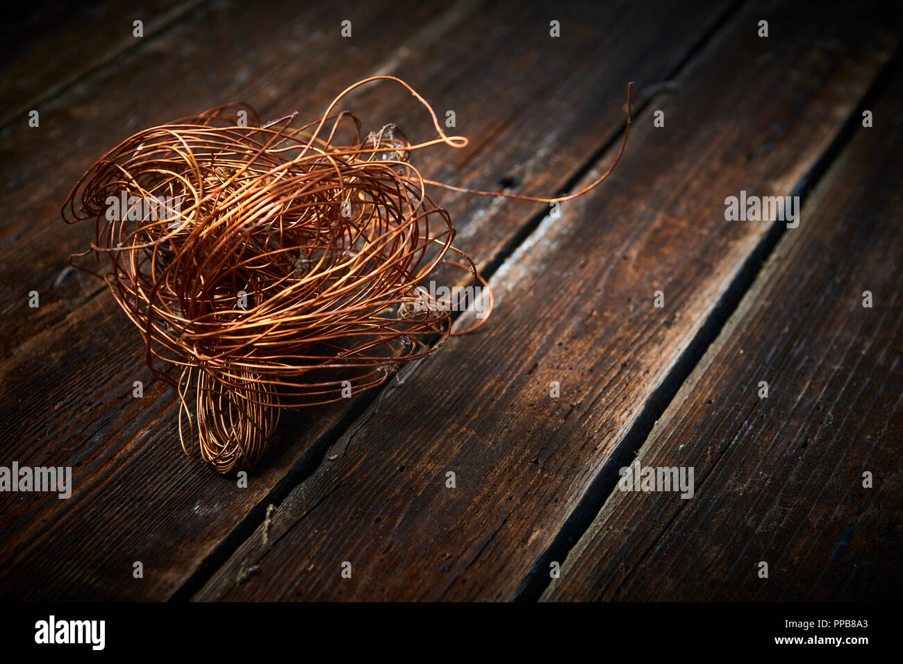 Copper wire hi-res stock photography and images - Alamy