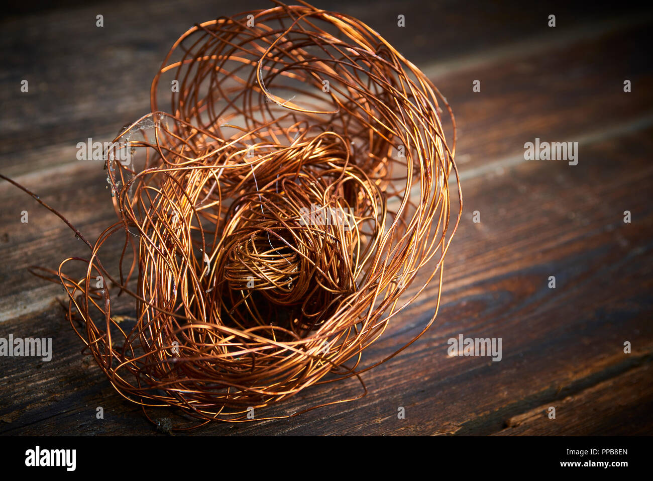 Copper wire hi-res stock photography and images - Alamy