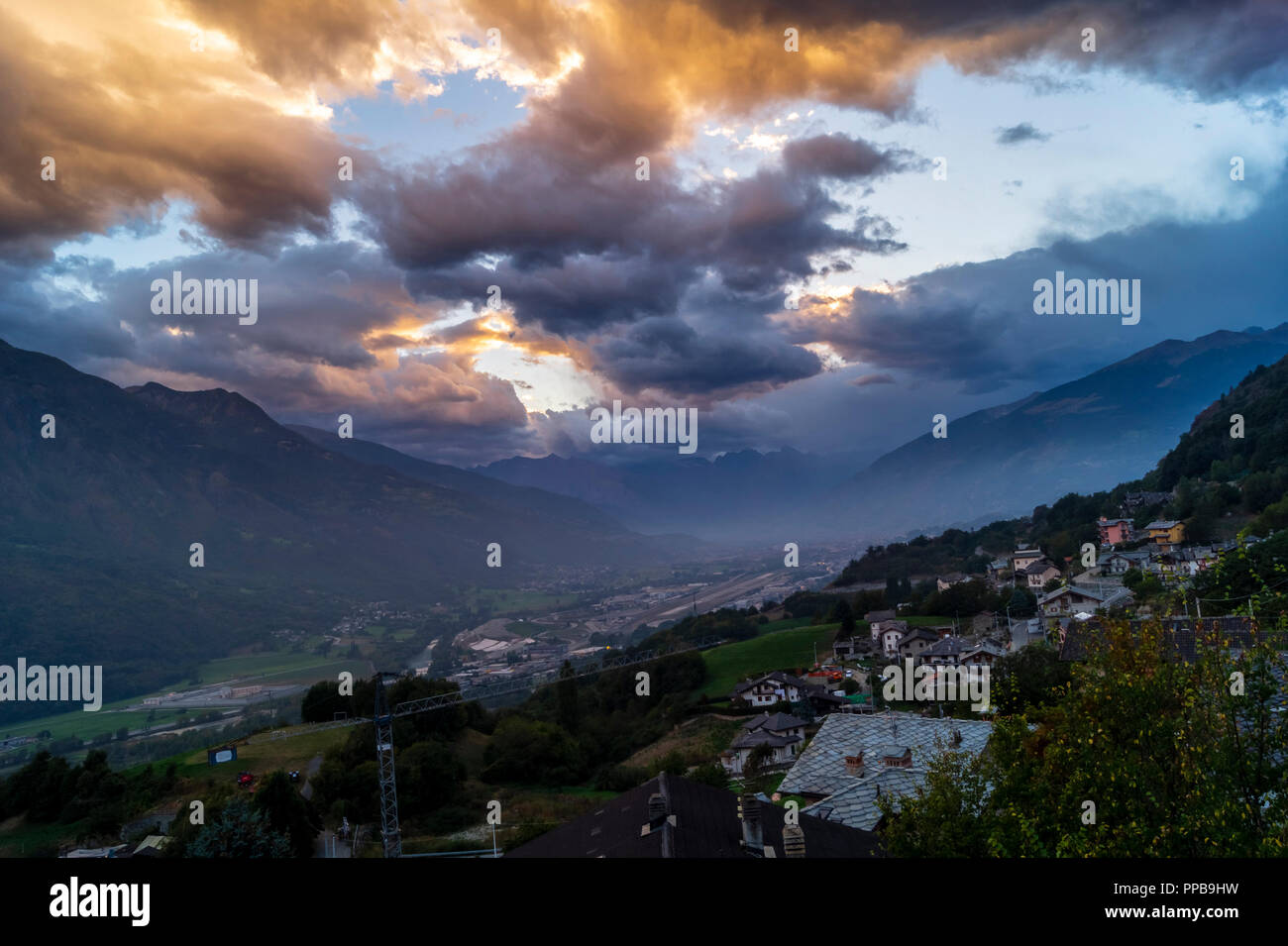 Sunset on italian Alps Mountain. Colorfull sky Stock Photo - Alamy