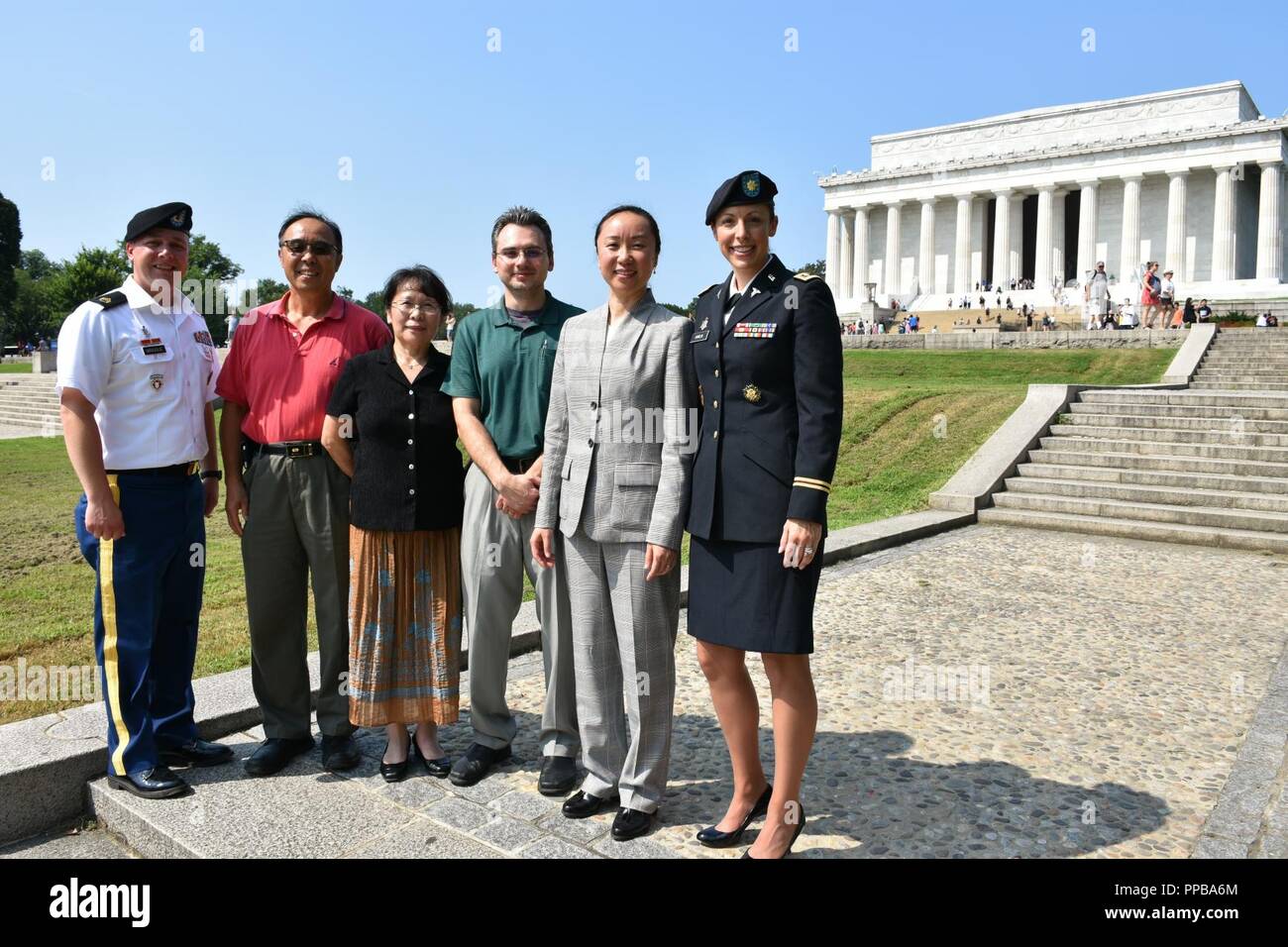 On the steps of the Lincoln Memorial, US Army's 1st Medical Recruiting ...