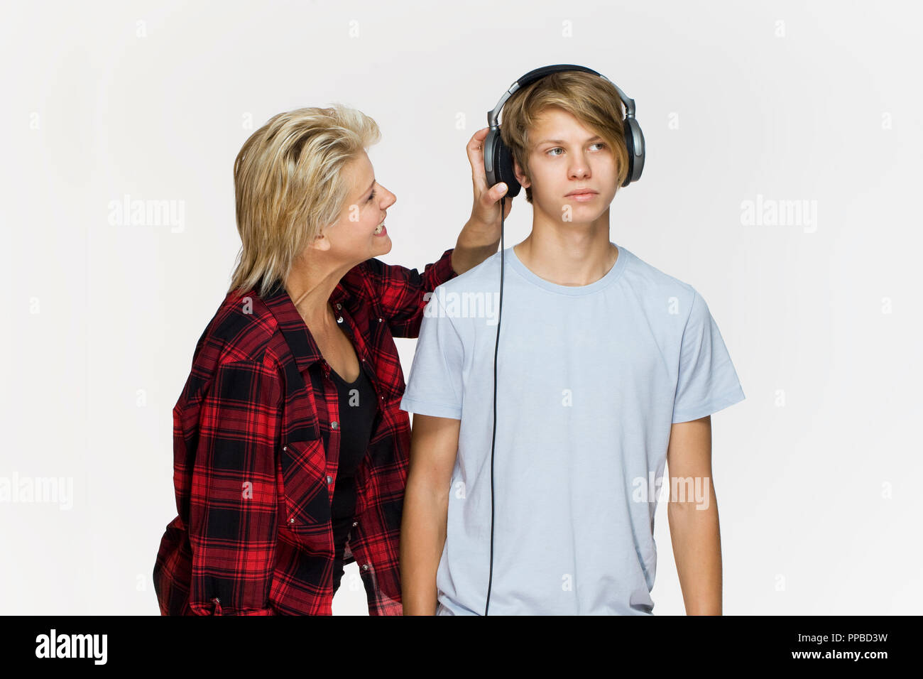 Generation gap hi-res stock photography and images - Alamy
