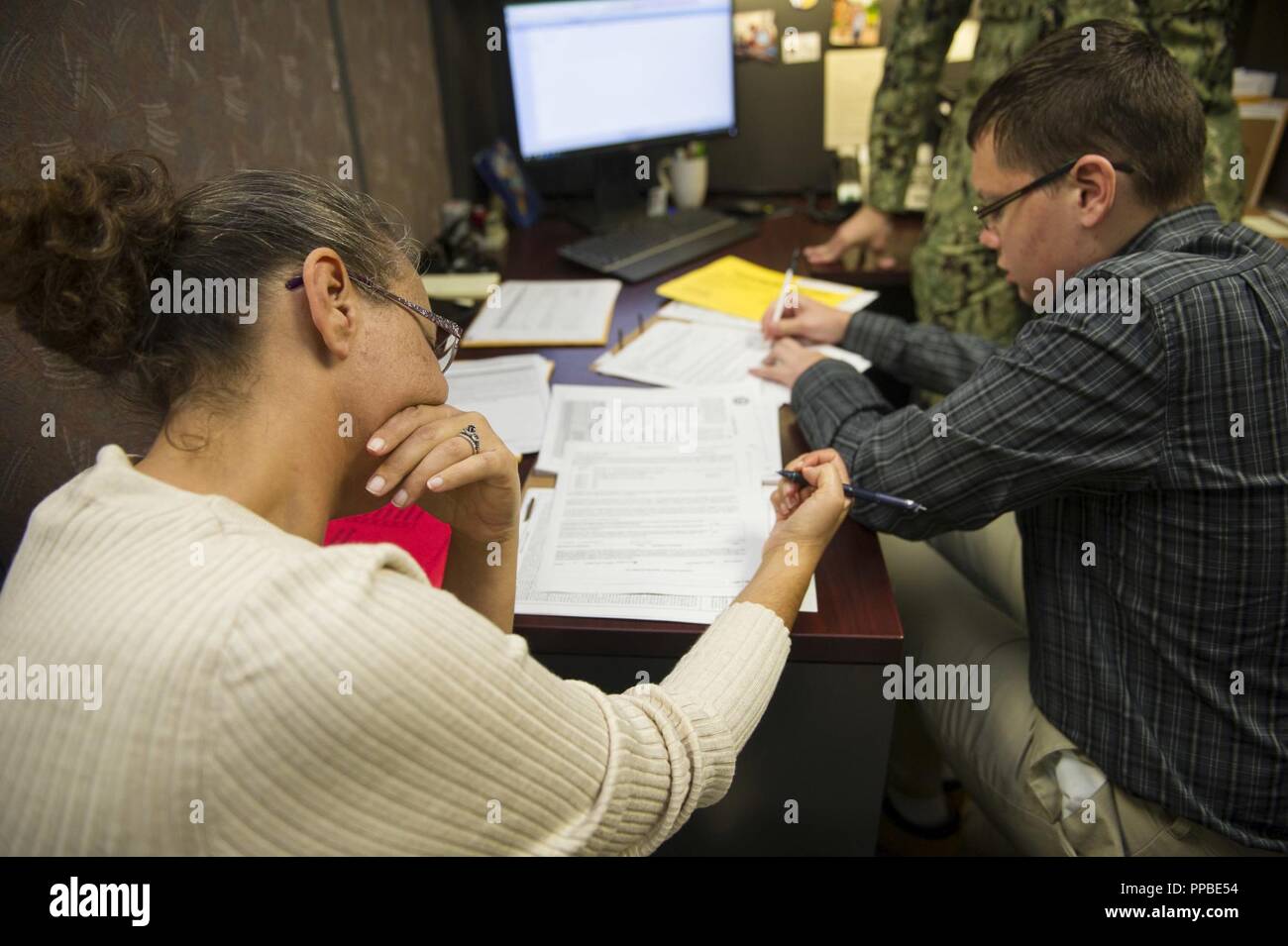 Military entrance processing station meps hi-res stock photography and ...