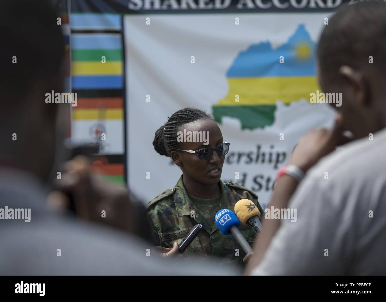Rwanda defense force hi-res stock photography and images - Alamy