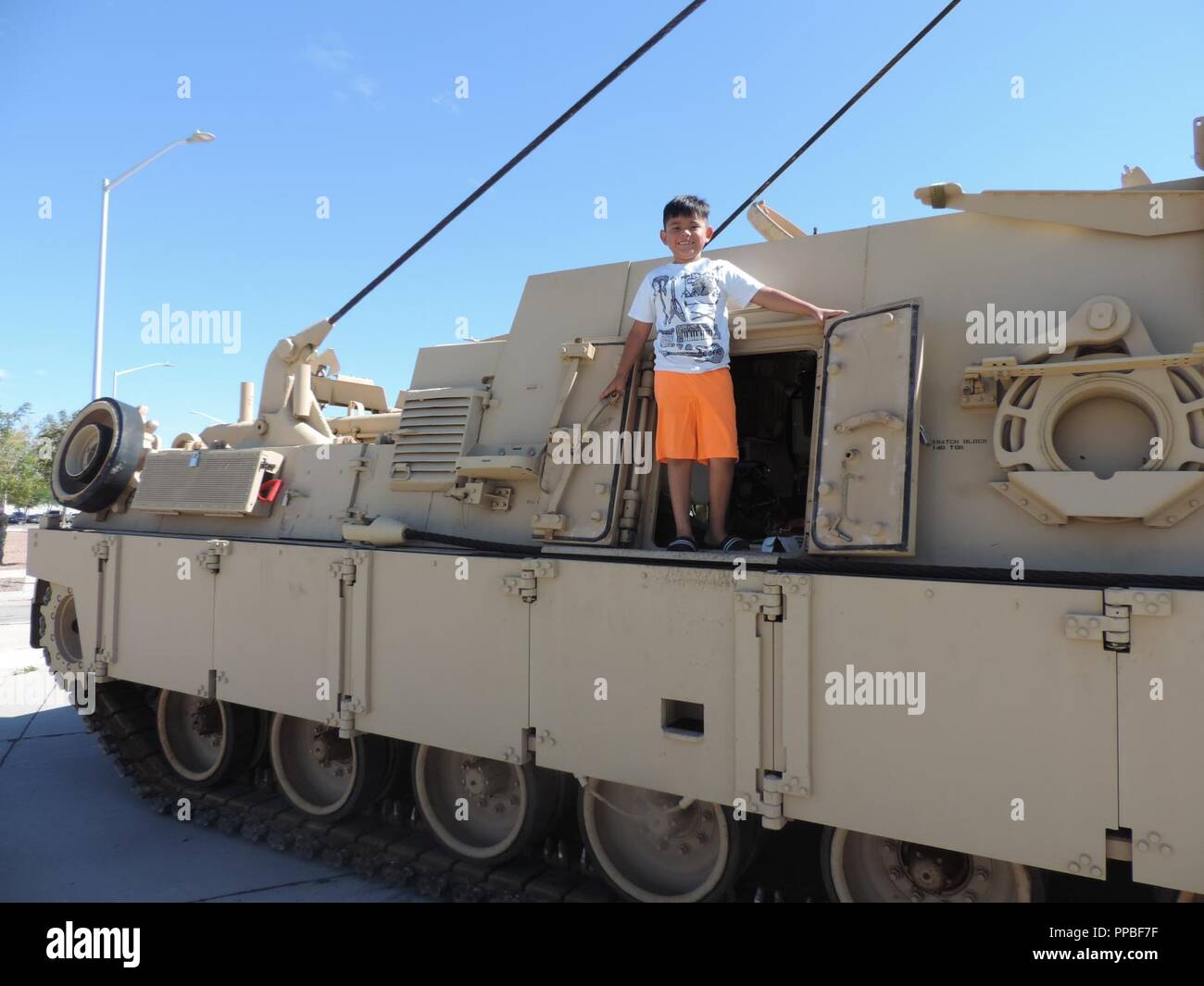 Soldiers with 3rd Armored Brigade Combat Team. 1st Armored Division ...
