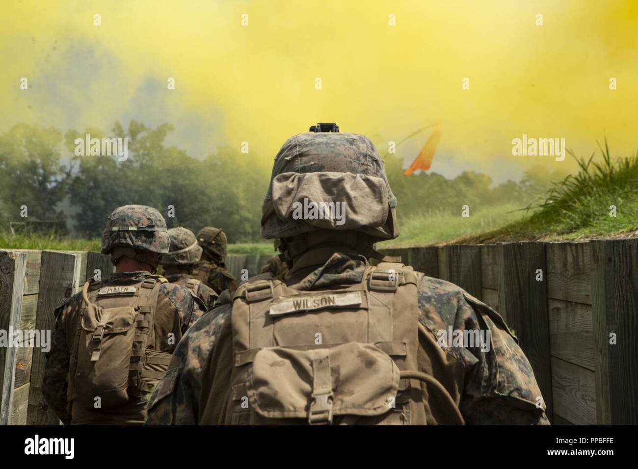 U.S. Marines with Company A., 2nd Light Armored Reconnaissance ...
