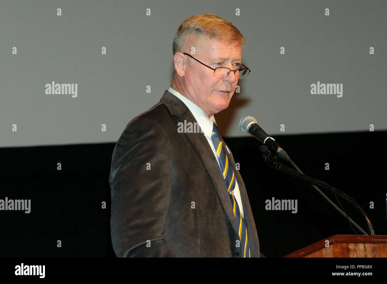 Sgt major jeffrey mellinger hi-res stock photography and images - Alamy