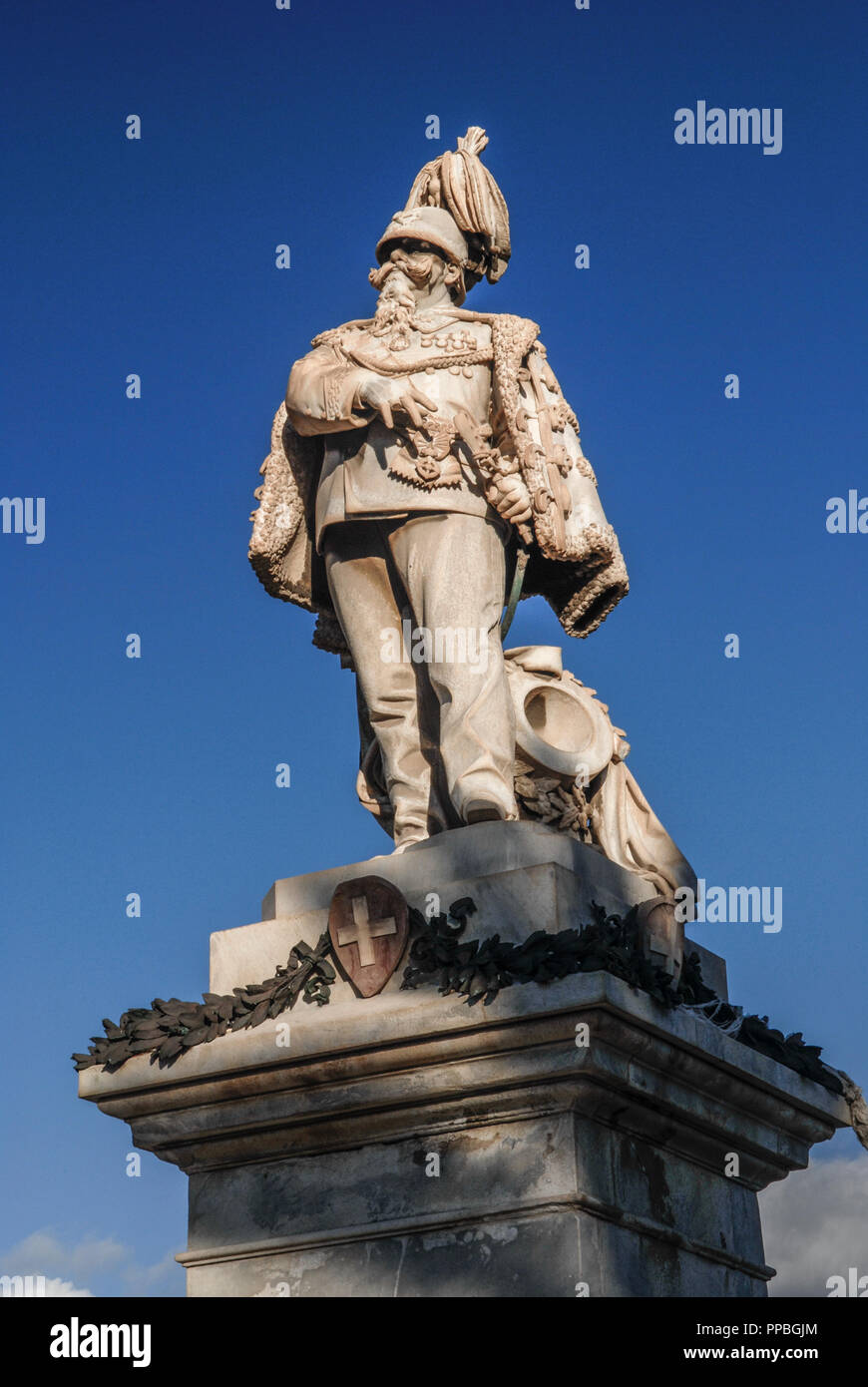 Statue of King Victor Emmanuel II in the centre of Trapani, Sicily ...