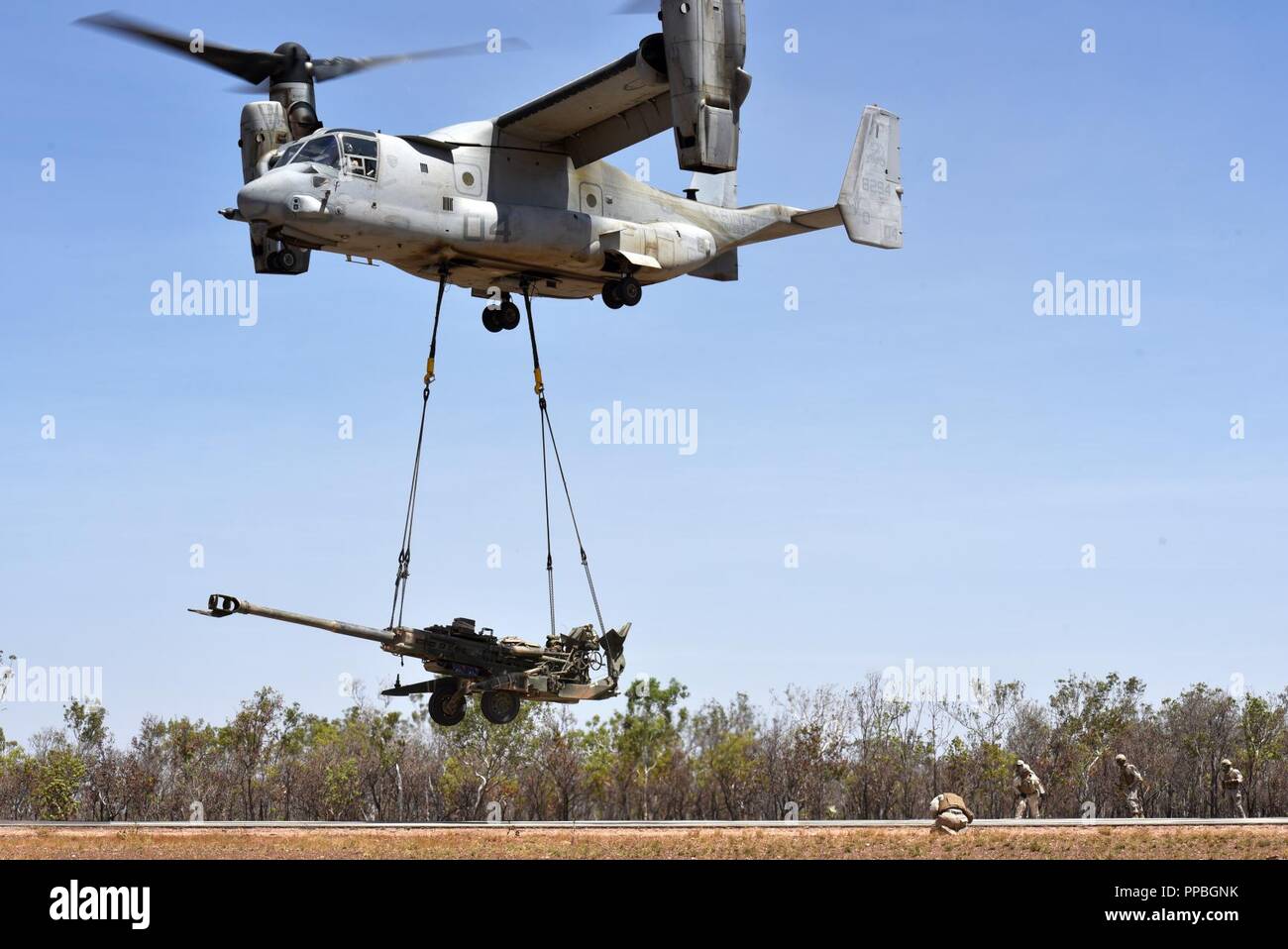 An MV-22 Osprey with Marine Medium Tiltrotor Squadron 268 (VMM-268 ...
