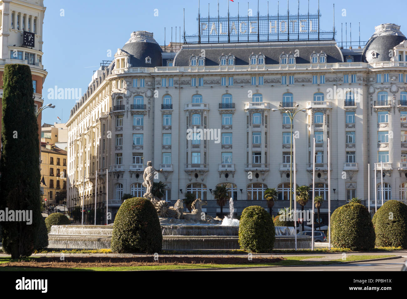 Neptuno palace hi-res stock photography and images - Alamy