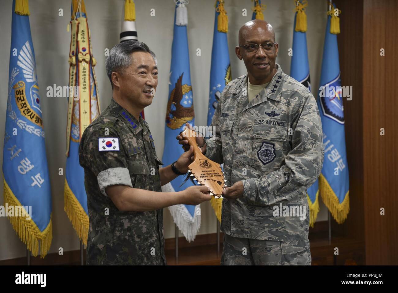 Gyeryongdae hi-res stock photography and images - Alamy