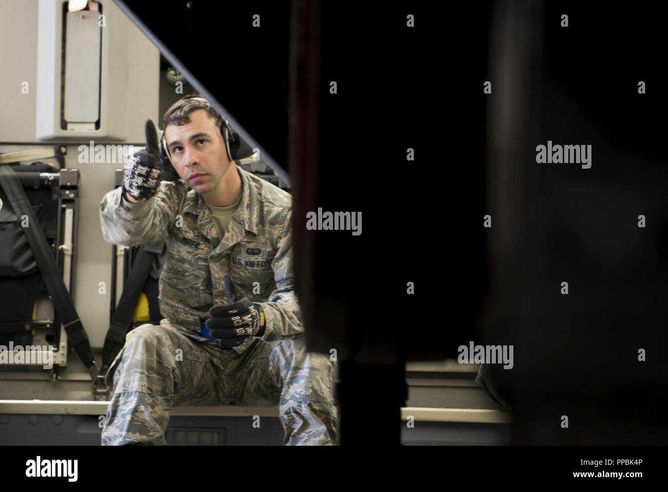 4th sops support deployment mobile team satellite help loading g hi-res ...