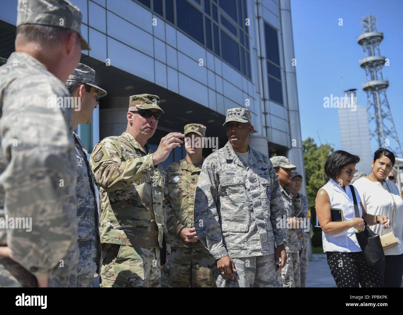U S Soldiers Dmz High Resolution Stock Photography and Images - Alamy