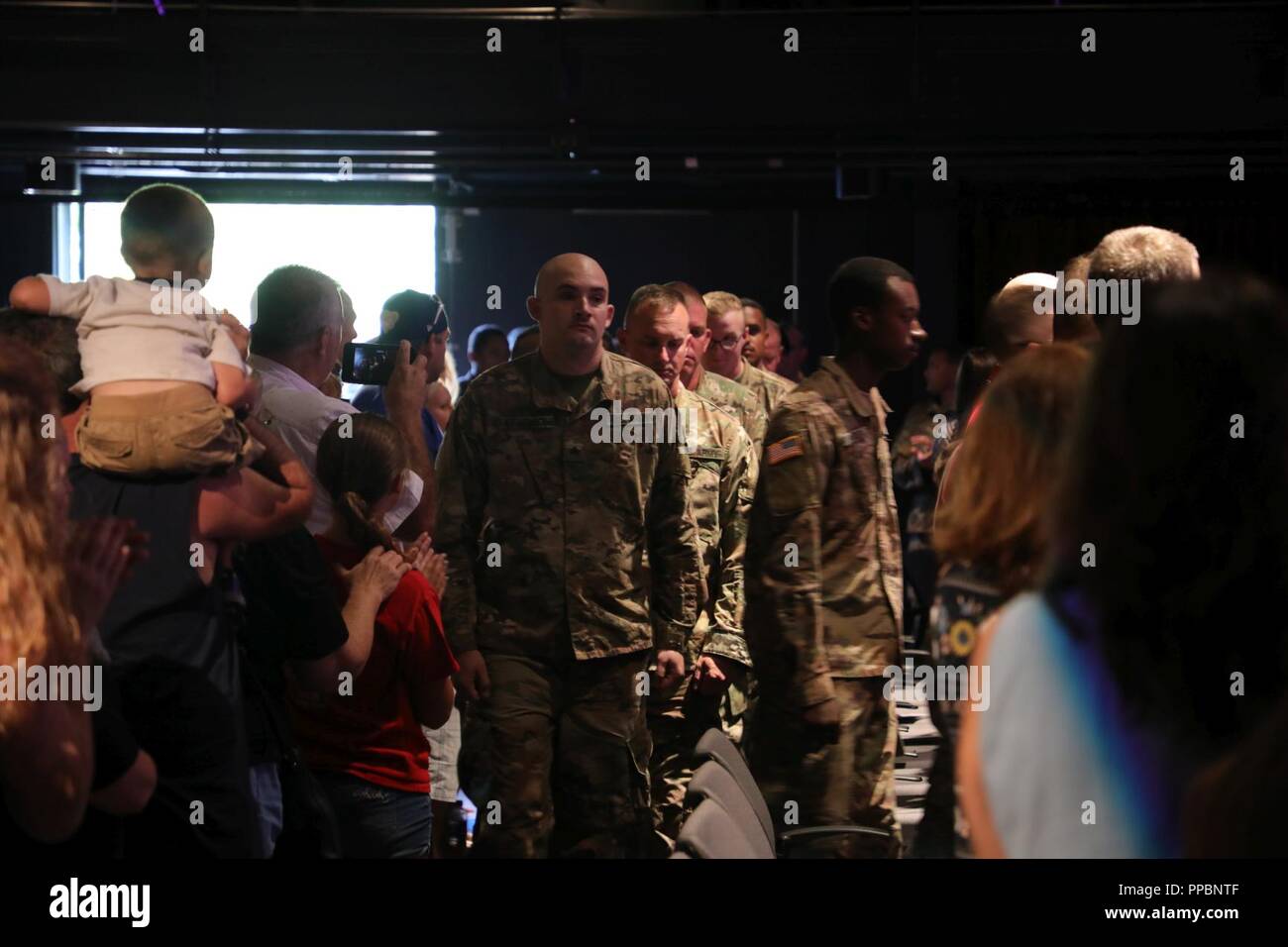 5th battalion 113th field artillery regiment hi-res stock photography ...