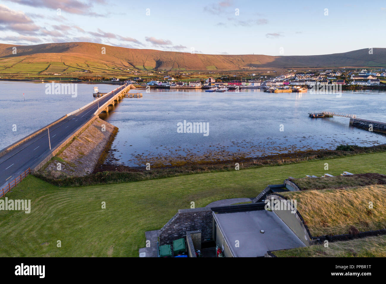 Road bridge valentia island hi-res stock photography and images - Alamy