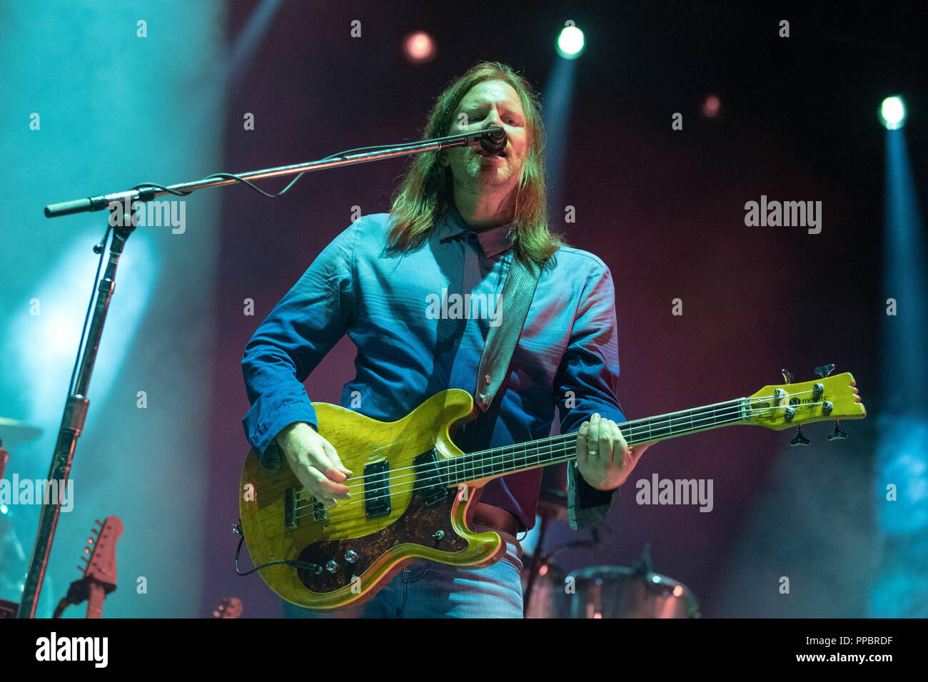 Tim kingsbury hi-res stock photography and images - Alamy