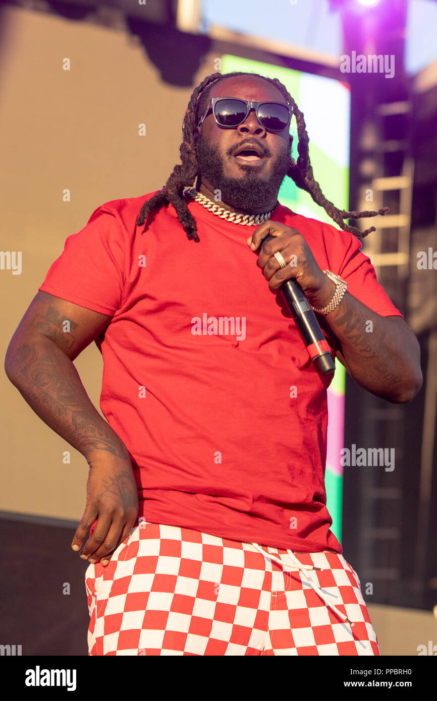 Rapper t pain hi-res stock photography and images - Alamy