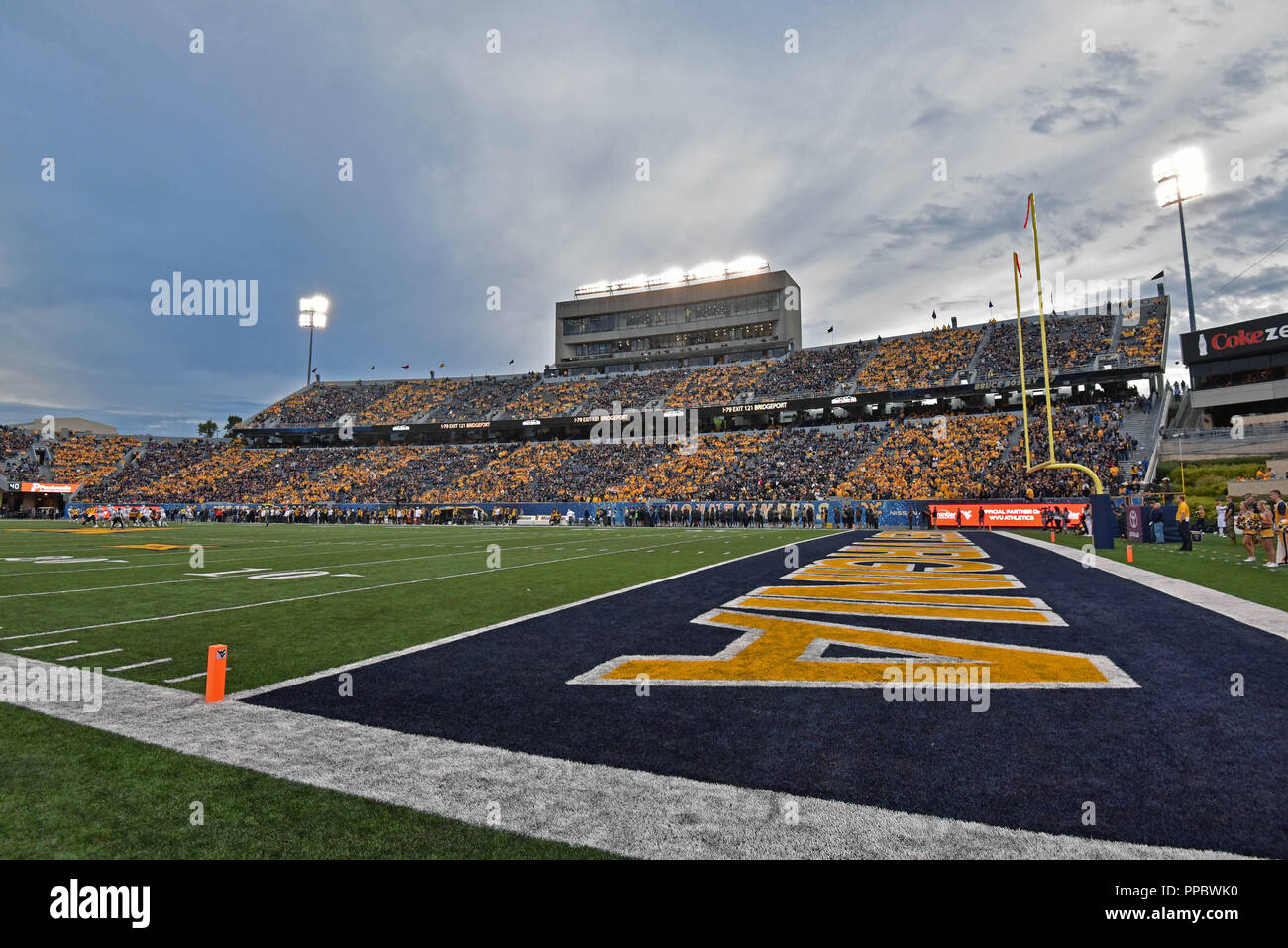 West virginia football 2018 hi-res stock photography and images - Alamy