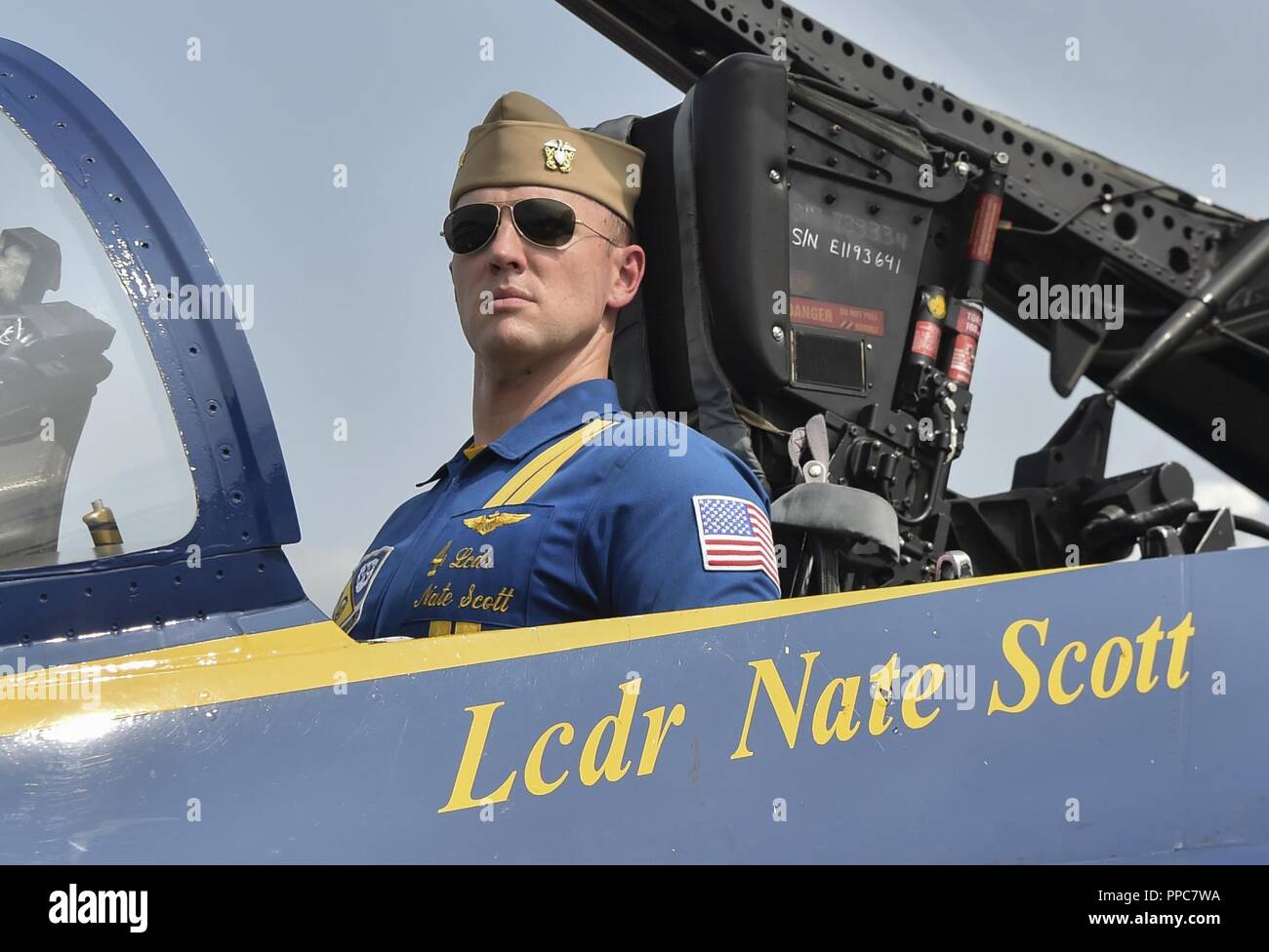 U s navy lt cmdr scott hi-res stock photography and images - Alamy