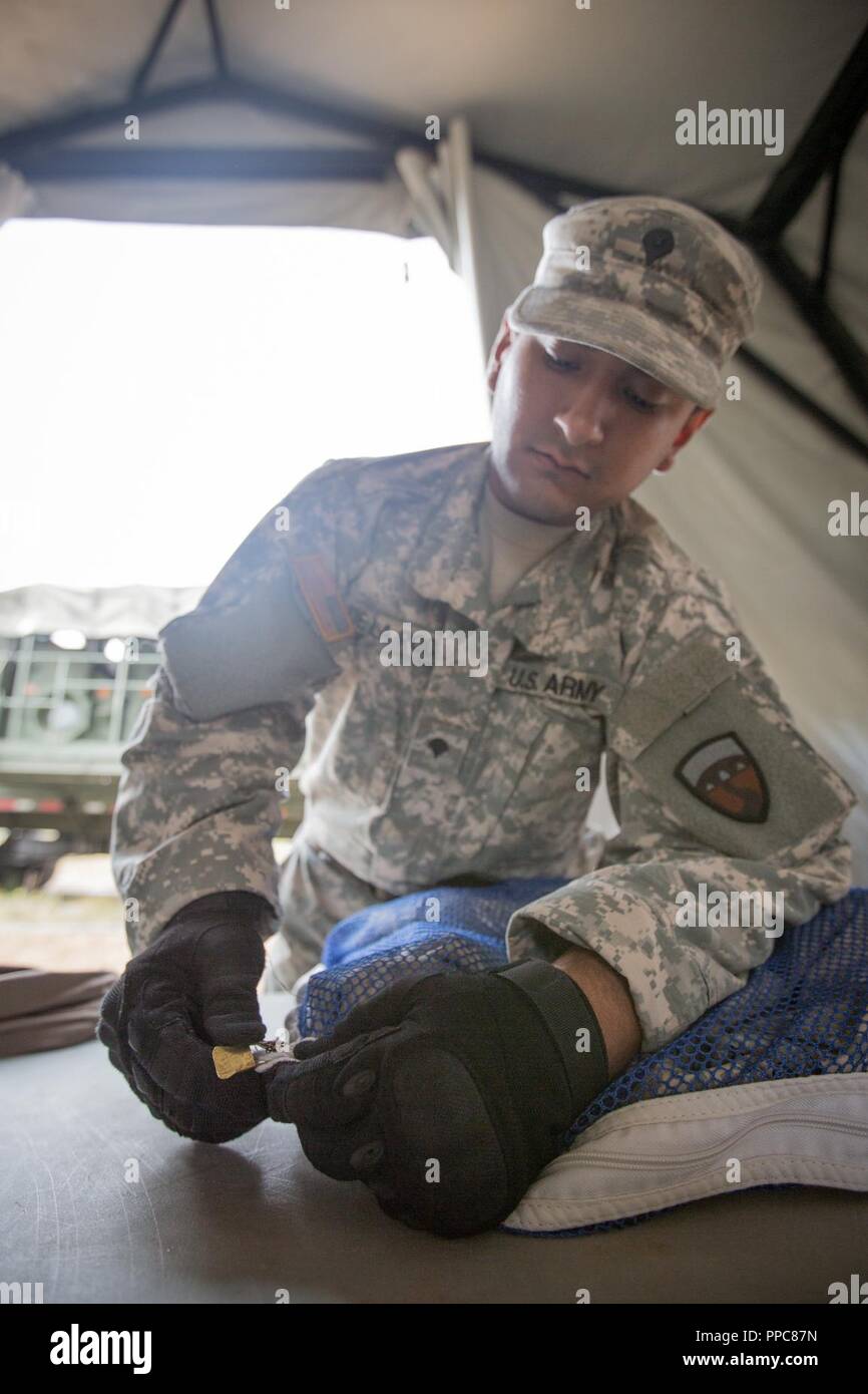 Laundry advanced system lads hi-res stock photography and images - Alamy