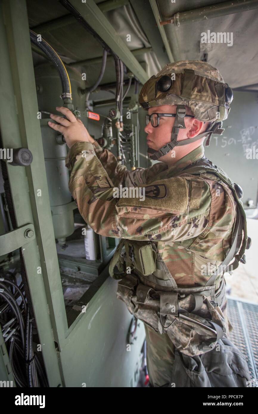 Laundry advanced system lads hi-res stock photography and images - Alamy