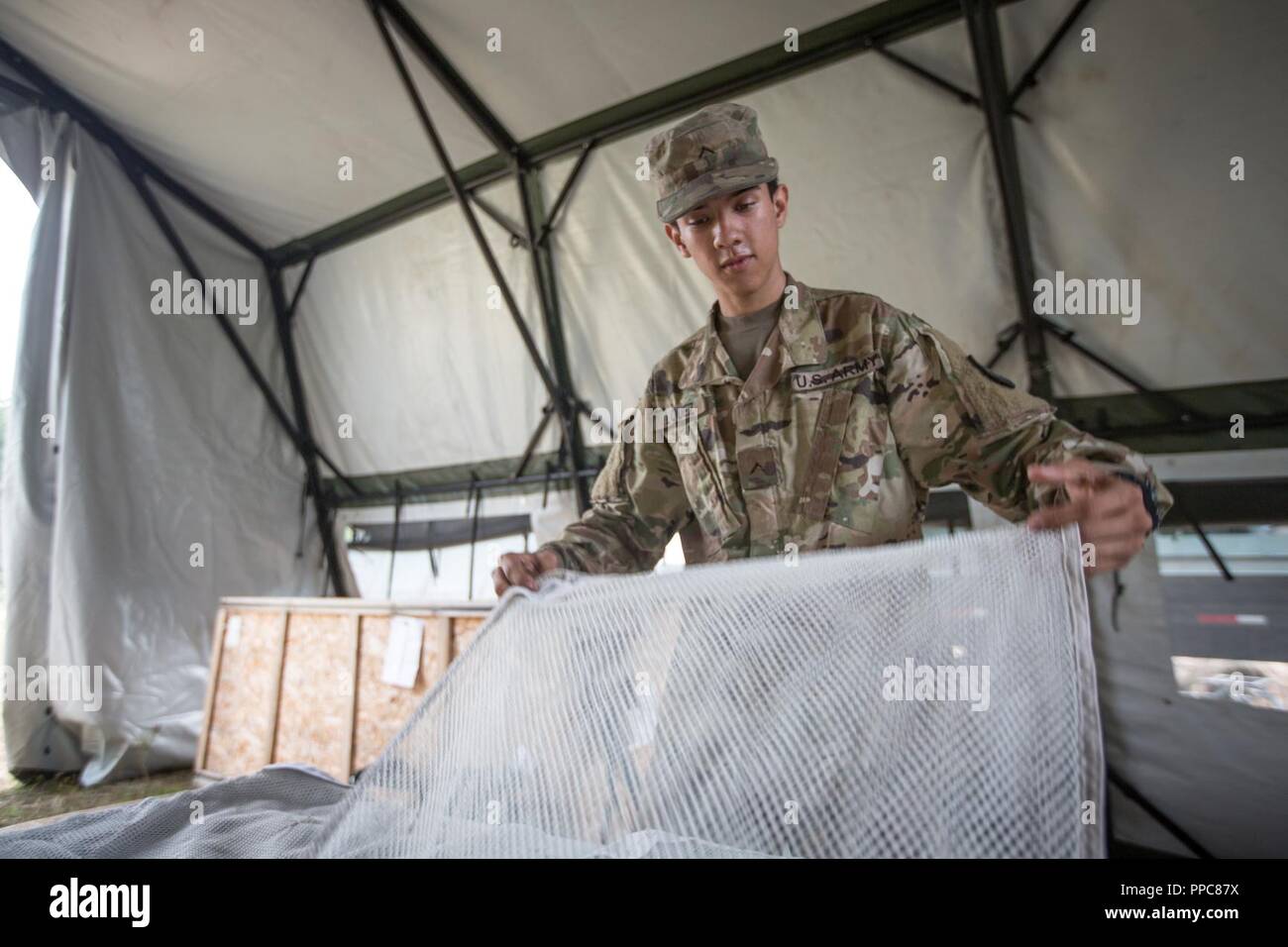 Laundry advanced system lads hi-res stock photography and images - Alamy