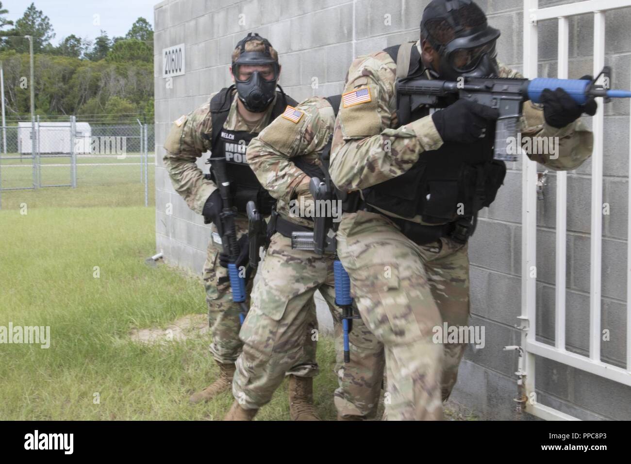 Military police officers with the 293rd Military Police Company, 385th ...