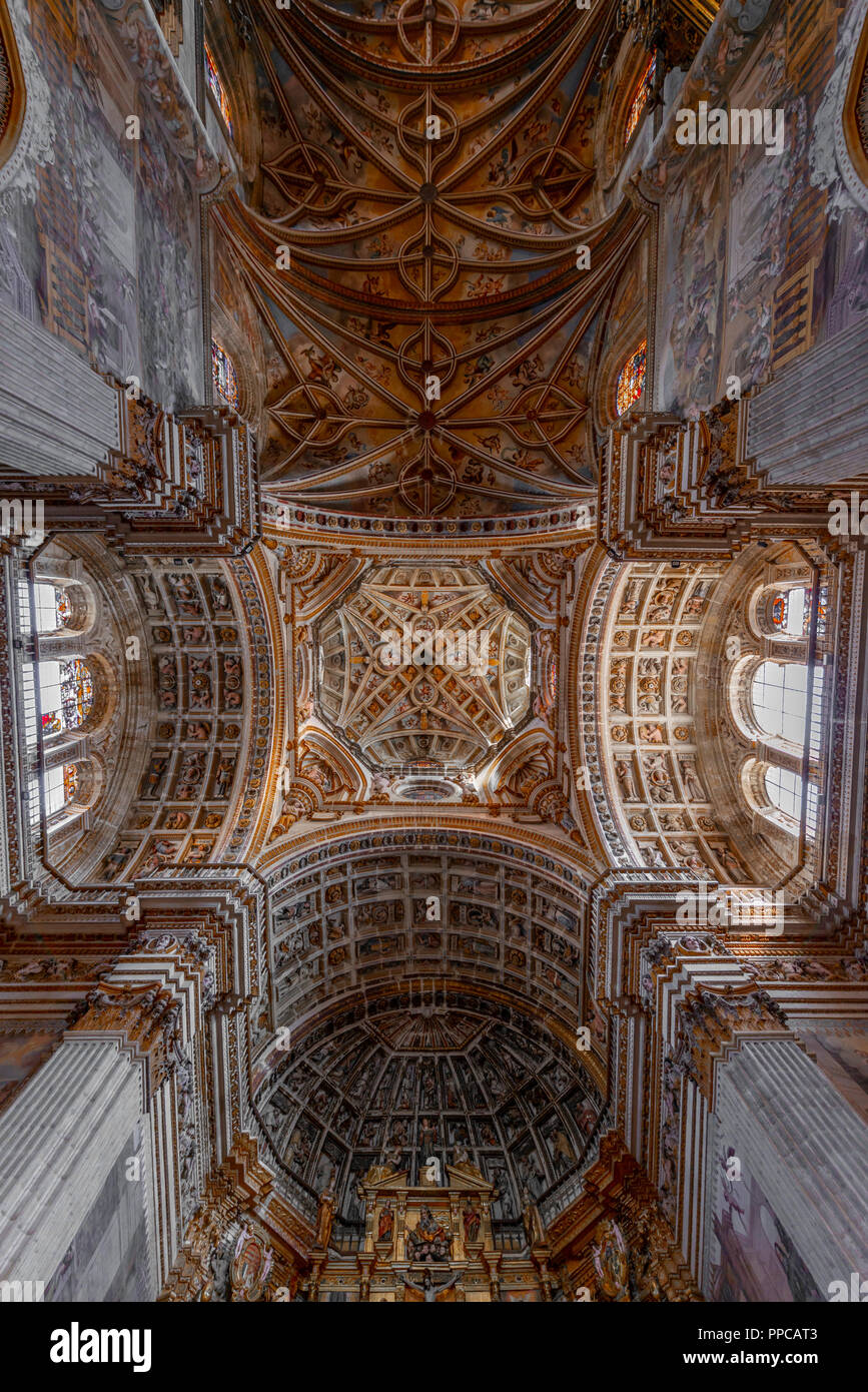 Monasterio interior hi-res stock photography and images - Alamy