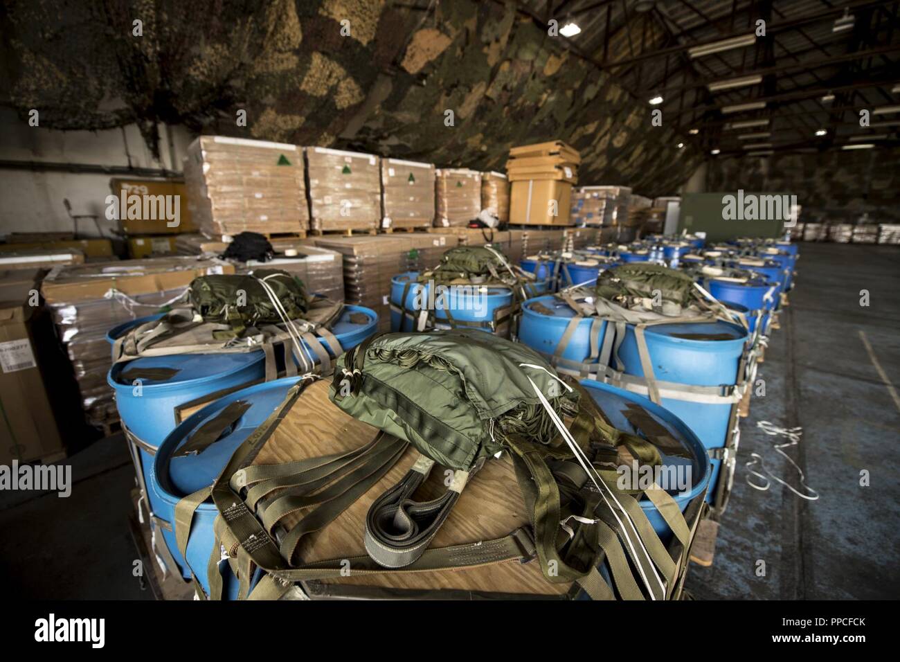 Us navy pilots sit hi-res stock photography and images - Alamy