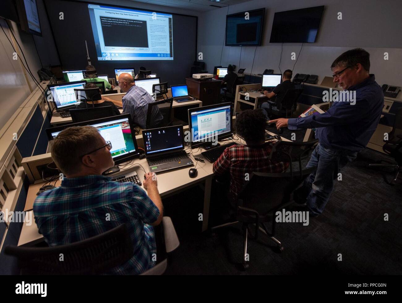 Charleston, S.C. (August 21, 2018) Space and Naval Warfare Systems ...