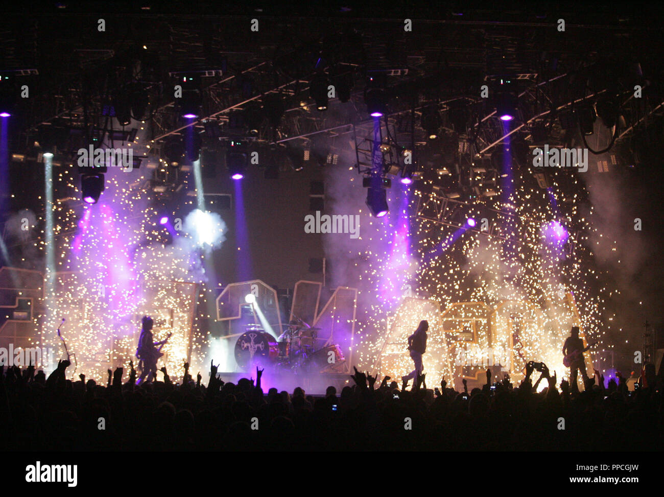 Motley Crue Final Tour Stage
