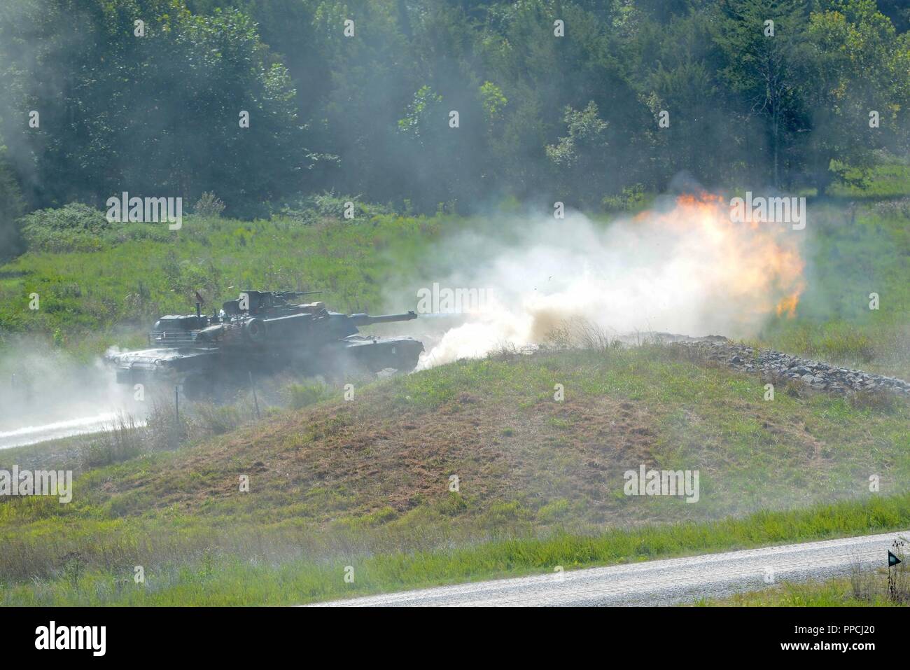 Tank battalions from the USMC battled it out on Fort Knox's Wilcox ...