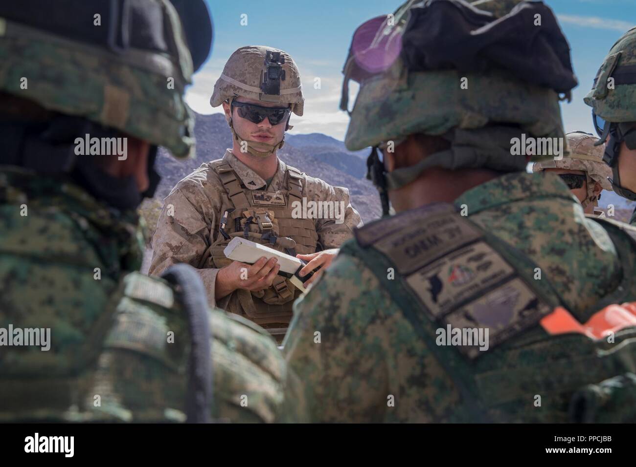 Singapore engineer regiment hi-res stock photography and images - Alamy