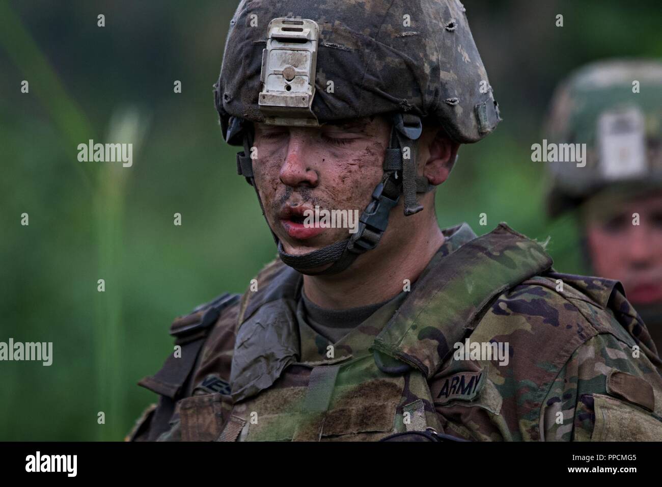 Japanese self defense force soldier guard hi-res stock photography and ...